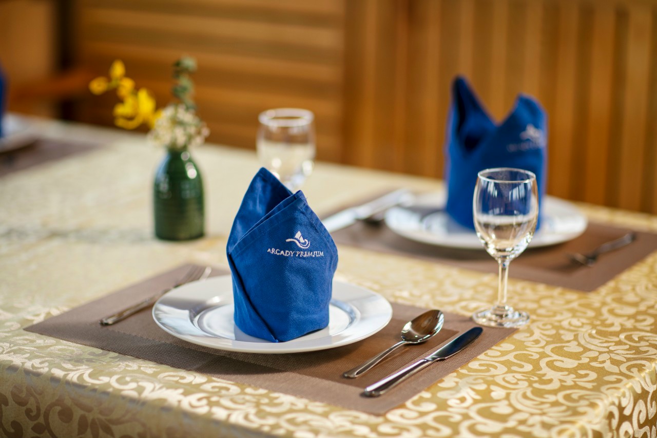 Spectacular Halong Bay With Arcady Cruise - Vietnam Discovery Travel